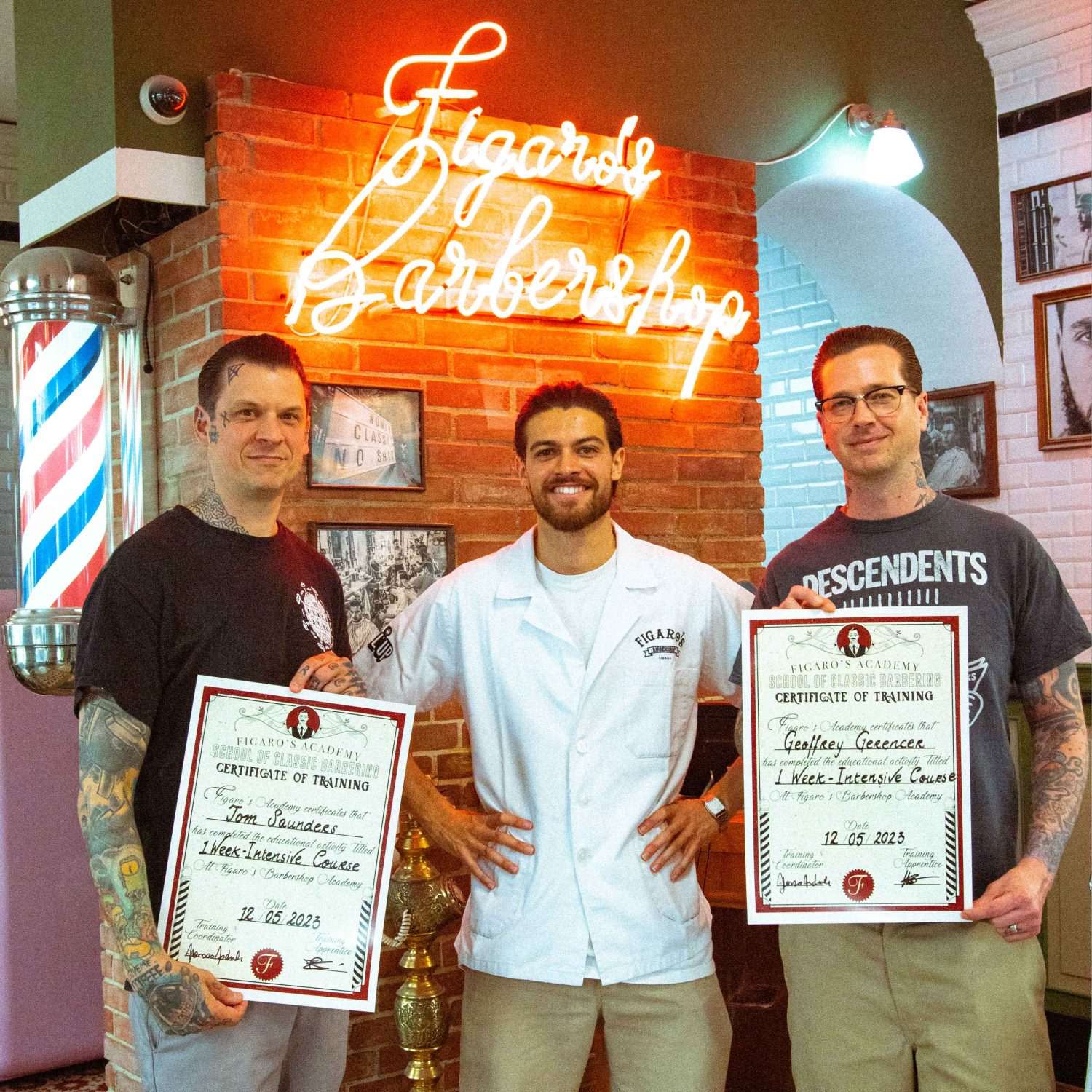 Figaro's Barbershop Lisboa | Classic haircuts and Hot towel shaves